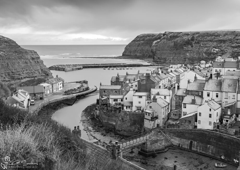 Chilly Morning At Staithes - The North Yorkshire Gallery