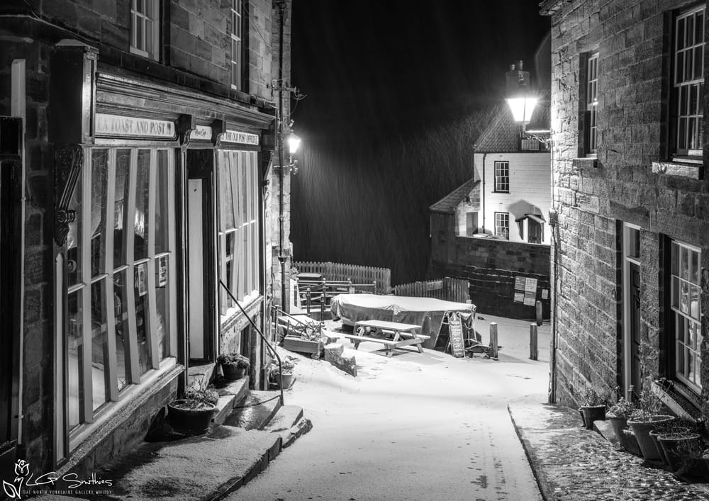 A Winter Snow Storm At King St Robin Hoods Bay - The North Yorkshire ...