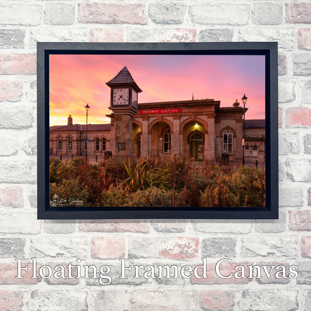 Saltburn Train Station At Sunset - The North Yorkshire Gallery