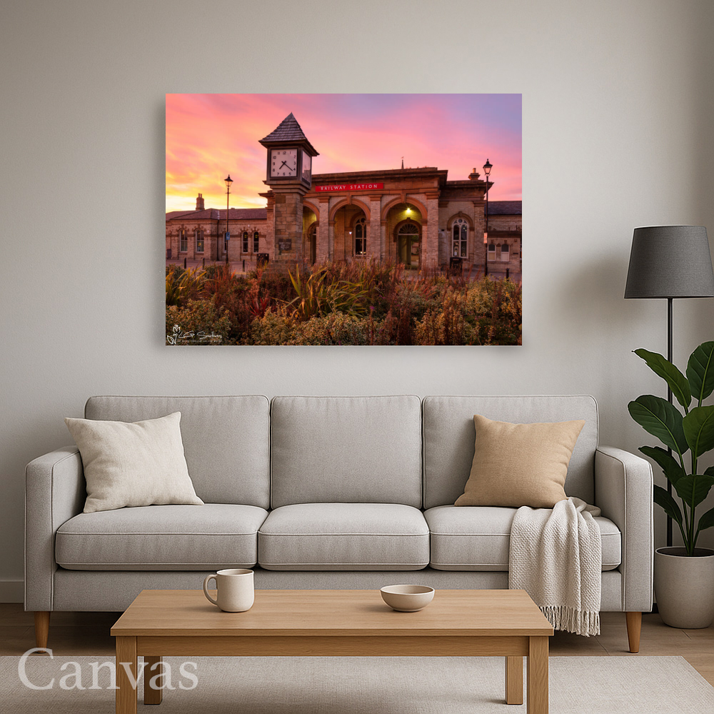 Saltburn Train Station At Sunset - The North Yorkshire Gallery