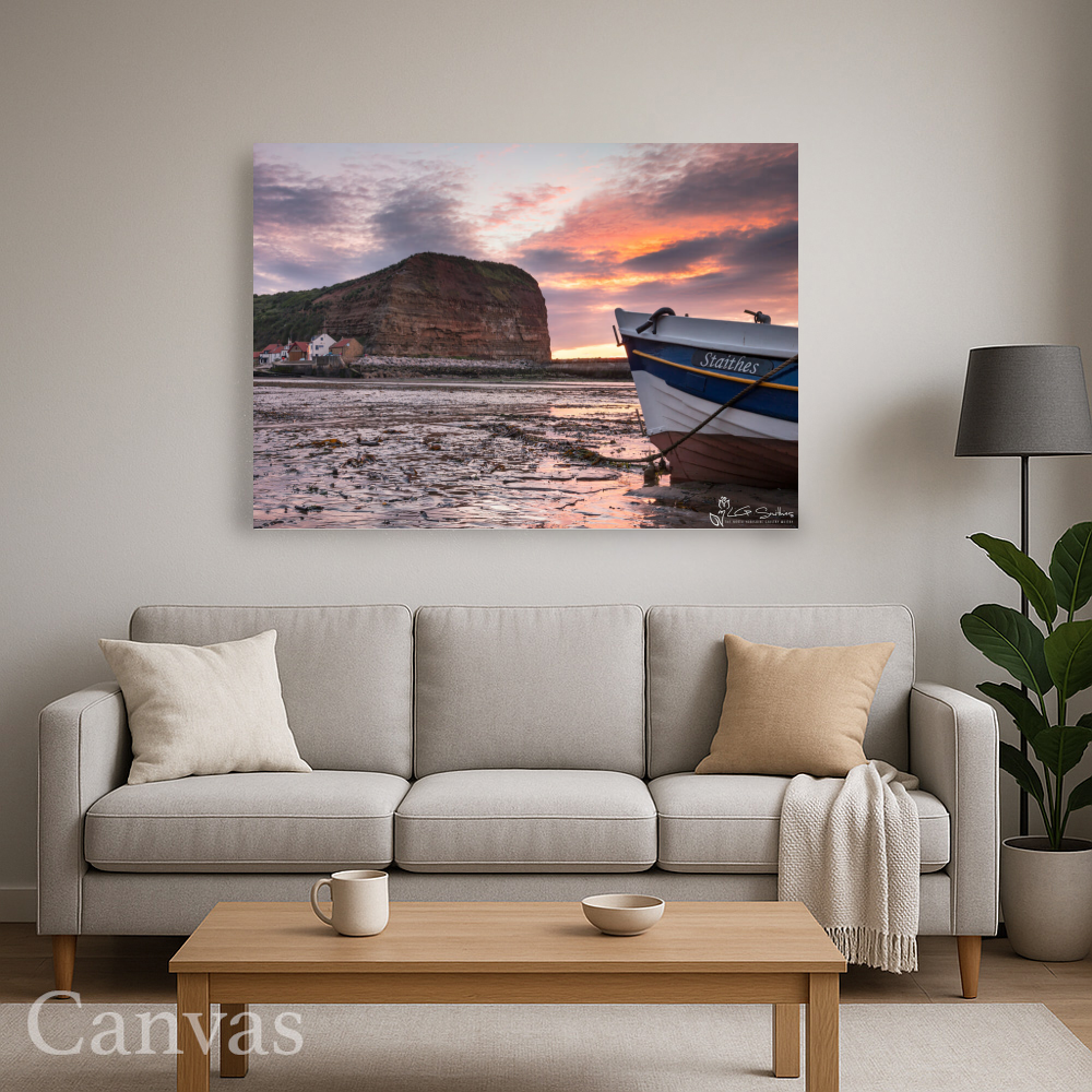 Yorkshire Cobbles In Staithes Harbour - The North Yorkshire Gallery